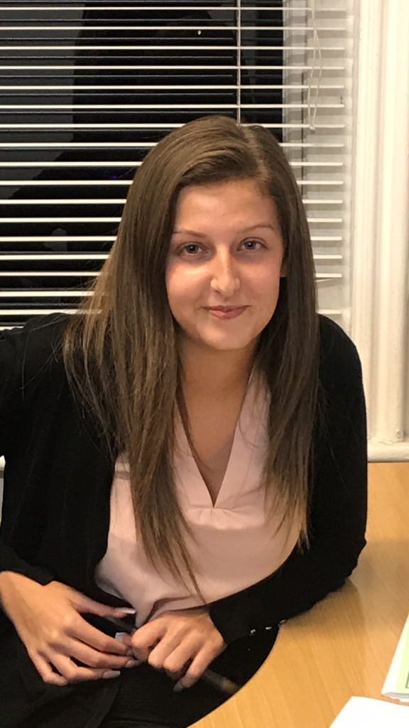 Emma Mitchell portrait - Dobson & Hodge